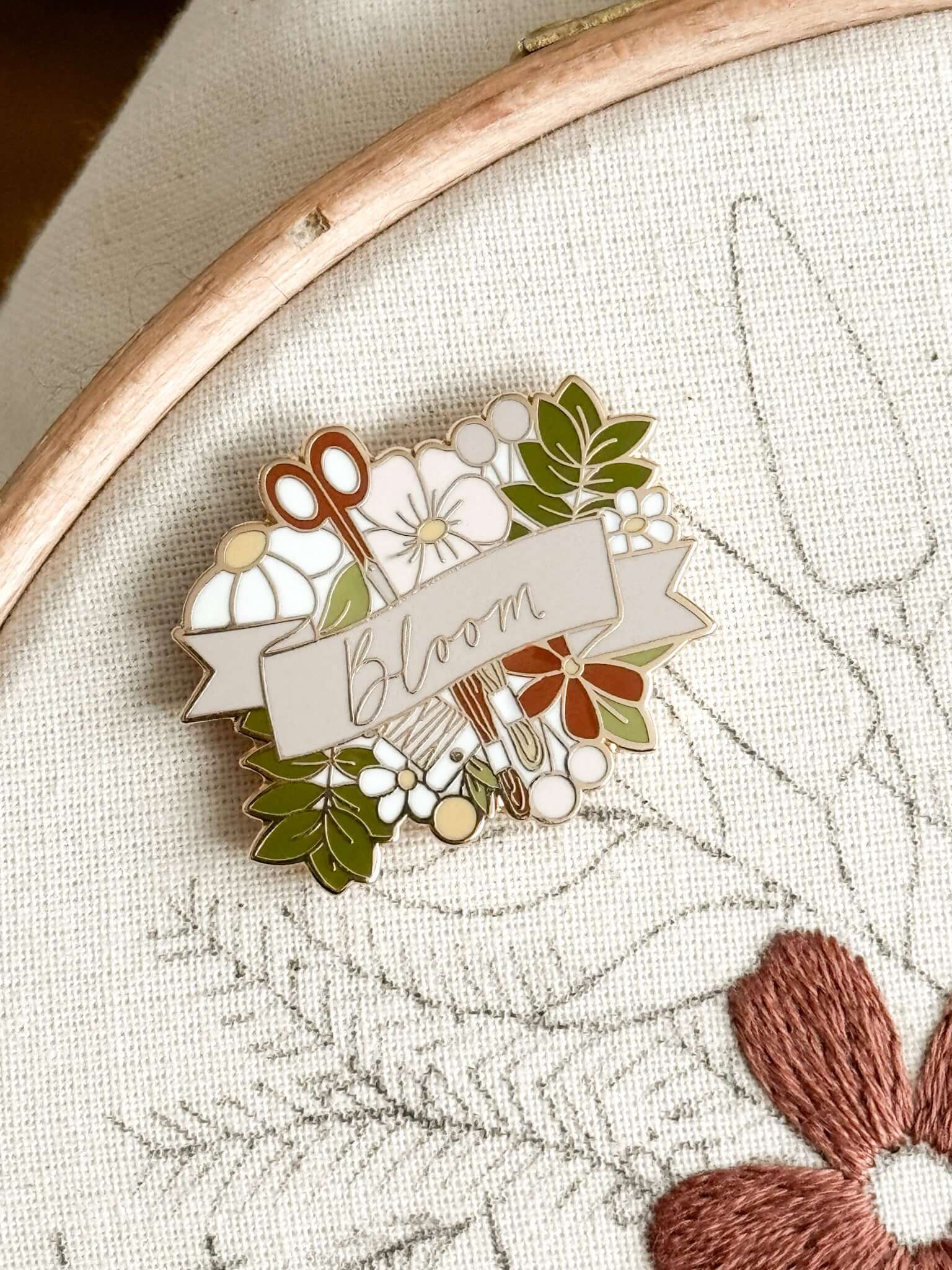 Budding Stitcher Gift | Bloom Needle Minder